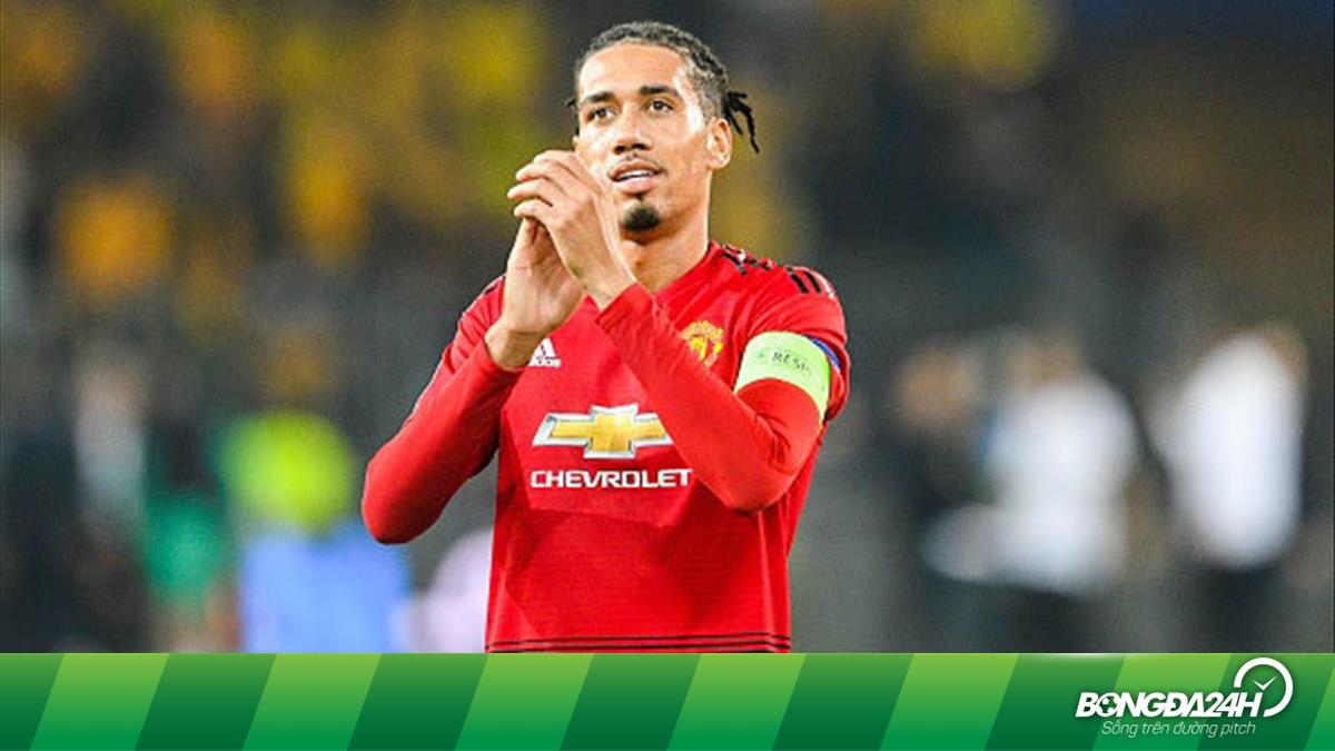 Trung vệ Chris Smalling của MU và hành trình 7 năm tìm đối tác