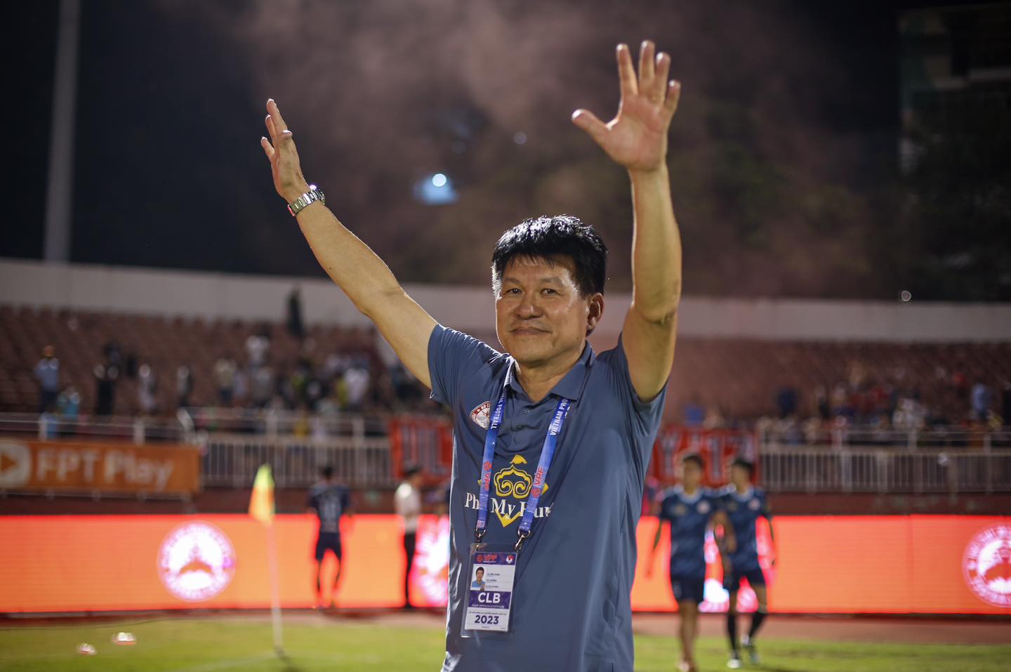 HLV Vũ Tiến Thành nói điều phũ phàng về CLB TP.HCM