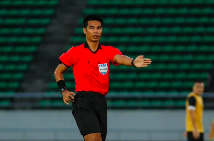 Hai trọng tài ngoại xuất hiện ở vòng 24 V-League