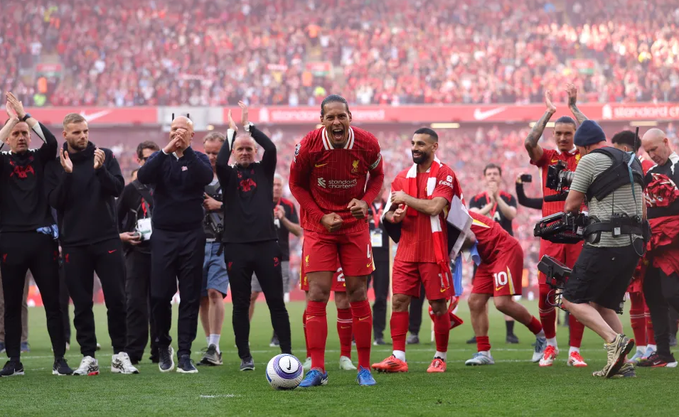 Liverpool mở hội tại Anfield sau khi vô địch EPL trước 4 vòng