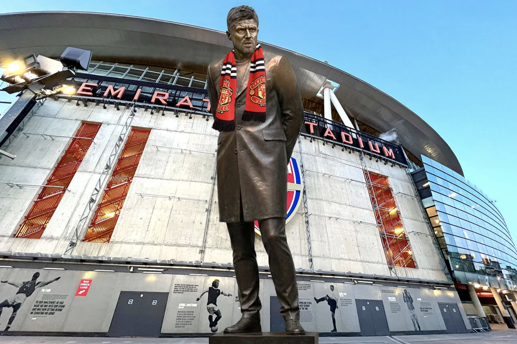 CĐV Arsenal đòi dựng tượng Michael Carrick trước Emirates