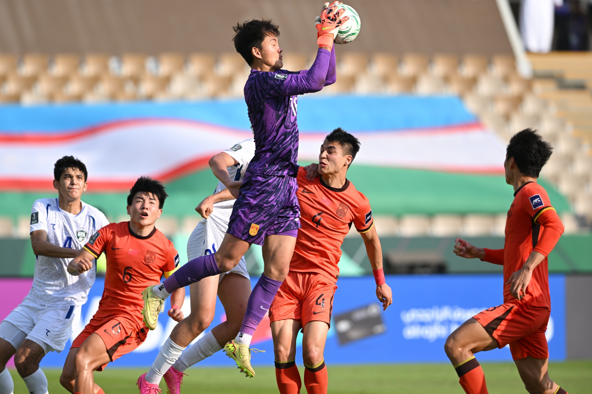 U23 Việt Nam, U23 Trung Quốc và cái duyên “át vía người lạ”