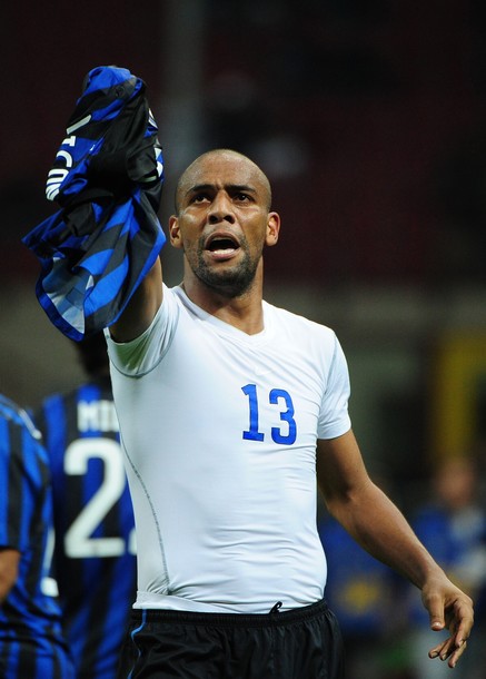 Chelsea chuẩn bị hoàn tất hợp đồng với Maicon