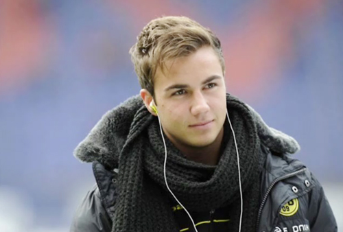 Mario Goetze buông lời tán tỉnh Real Madrid, Barcelon