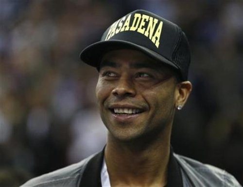 Mượn danh Ashley Cole cướp 2 triệu bảng