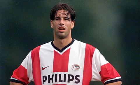 Van Nistelrooy:Ích kỷ như Van Gol, hoàn hảo như Van Gol