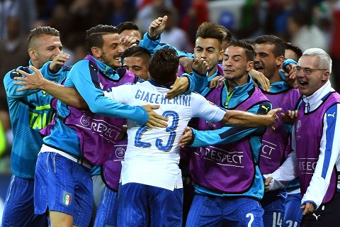 Emanuele Giaccherini toả sáng vs Bỉ: Con bọ chét chiến