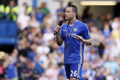 Trung vệ John Terry nói gì trong ngày chia tay Chelsea?
