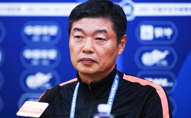 ĐT Trung Quốc nhắm HLV Kim Jong-boo thay ông Li Xiaopeng