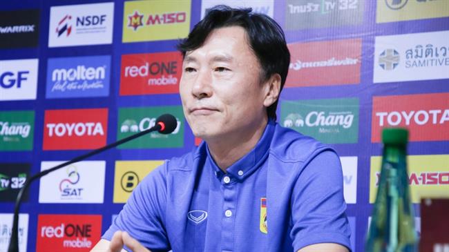 HLV Ha Hyeok Jun mơ về một kết quả tốt đẹp trước Việt Nam