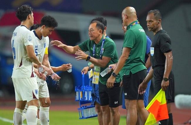 HLV U23 Thái Lan đã sẵn sàng gặp U23 Việt Nam ở bán kết
